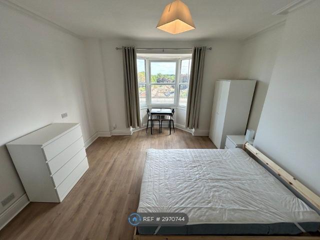 High Road, Doncaster DN4, Room to rent, £515 pcm | PrimeLocation