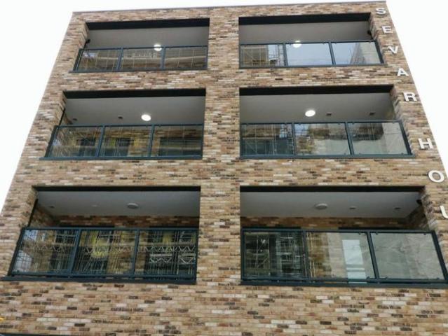 High Road, Ilford IG3 2 bed apartment to rent £2,100 pcm £485 pw