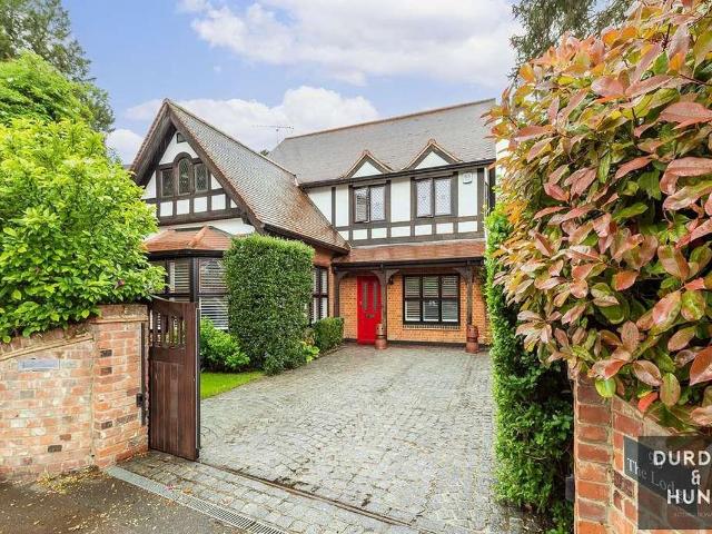 High Road, Loughton IG10, 5 bed detached house to rent, £4,500 pcm | PrimeLocation