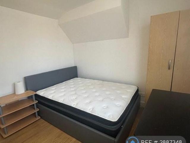 High Road, London, N17 Studio to rent £1,146 pcm £264 pw