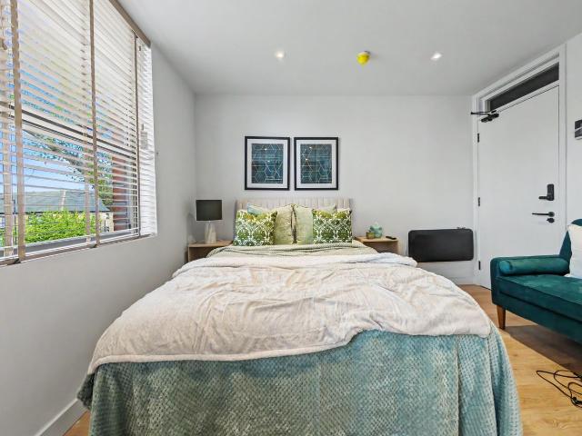 High Road, London N15, Studio to rent, £1,495 pcm | PrimeLocation