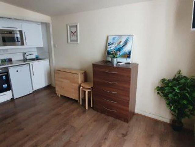 High Road, London, Greater London NW10, Room to rent, £1,400 pppm | PrimeLocation