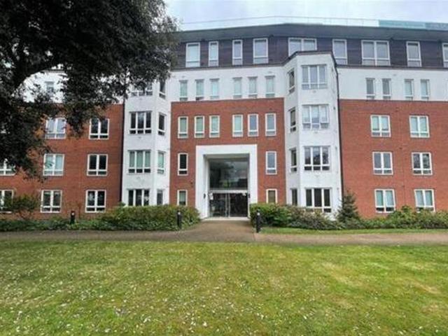 High Road, London, 2 Bedroom Apartment