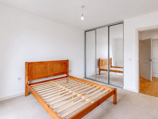 High Road Leyton E10, 1 bed flat to rent, £1,690 pcm | PrimeLocation