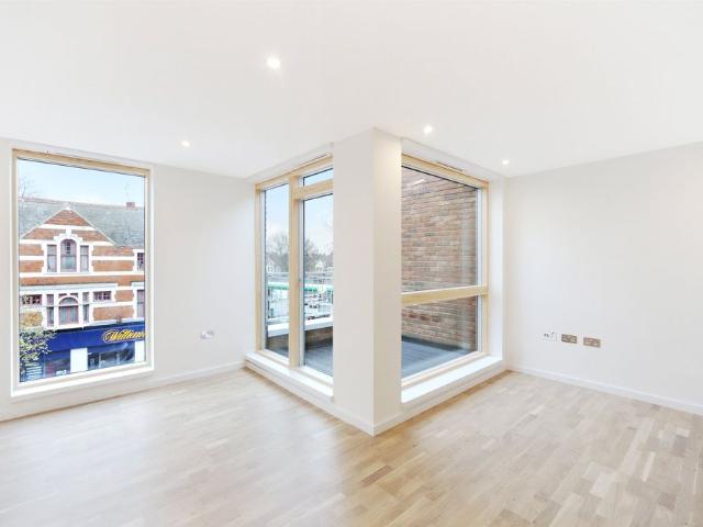 High Road, Leyton, Waltham Forest, London, E10 6RA