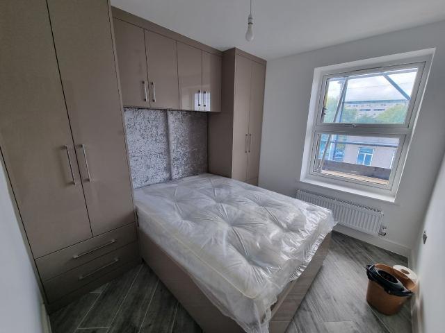 High Road Leytonstone E11, 2 bed flat to rent, £1,900 pcm | PrimeLocation