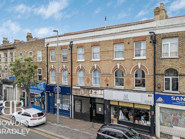 High Road Leytonstone, London E11, 1 bed flat to rent, £1,400 pcm | PrimeLocation