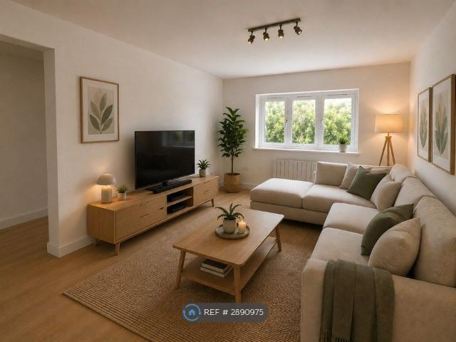 High Road Leytonstone, London E11, 3 bed flat to rent, £2,599 pcm | PrimeLocation