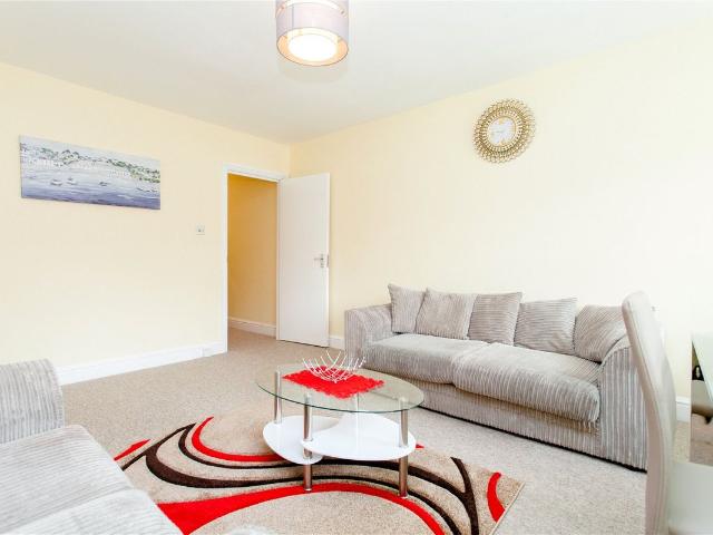 High Road, Seven Sisters, London N15, 2 bed flat to rent, £1,930 pcm | PrimeLocation