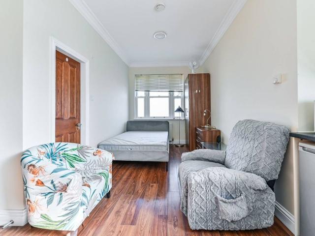 High Road, Stoke Newington, London N15, Studio to rent, £1,350 pcm | PrimeLocation