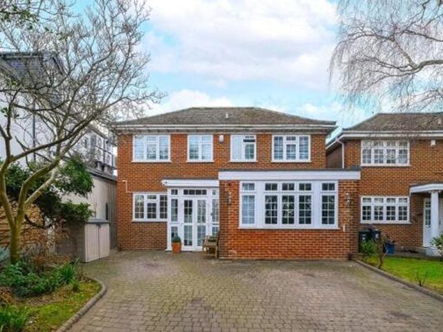 High Road, Woodford Green, 4 Bedroom Detached