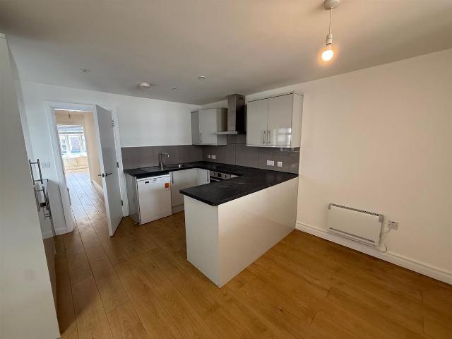 High Road, Wembley HA9, 3 bed flat to rent, £1,950 pcm | PrimeLocation