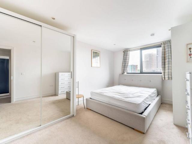 High Road, Wembley, HA9 2 bed flat to rent £2,330 pcm £538 pw