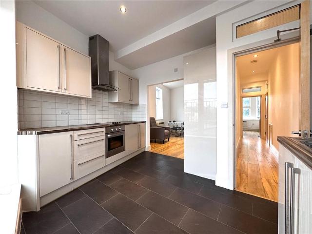 High Road, Willesden, NW10 2 bed apartment to rent £1,999 pcm £461 pw