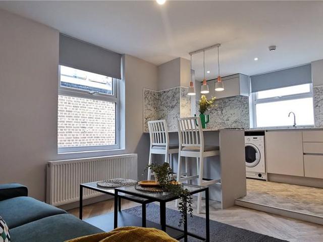 High Road, WILLESDEN, NW10 2 bed property to rent £1,899 pcm £438 pw