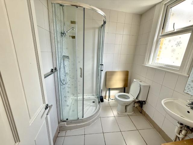 High Road, Willesden Green, London, Zone 2 NW10, Studio to rent, £910 pcm | PrimeLocation