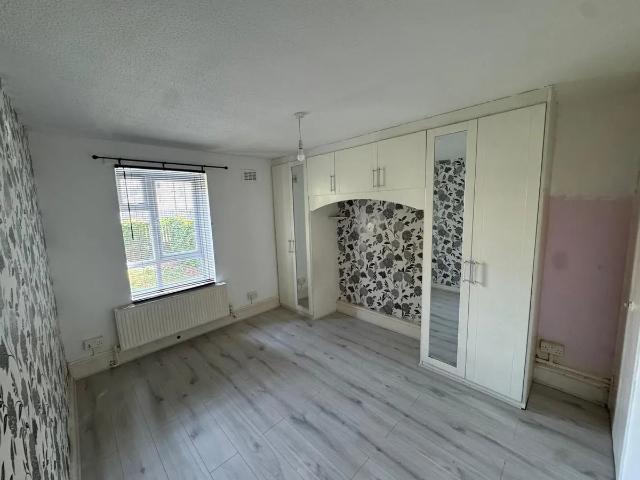 High Road, Tottenham N17, N15, N18, N22, E17, 3 bed flat to rent, £2,175 pcm | PrimeLocation