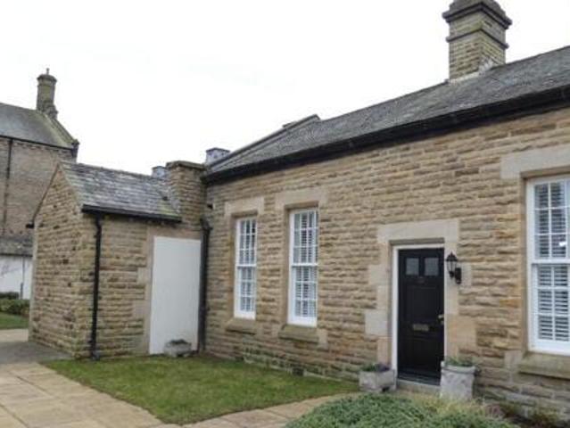 High Royds Fold, Leeds, 1 Bedroom Apartment