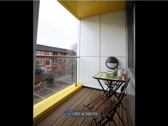 High St, Manchester M4, 1 bed flat to rent, £1,150 pcm | PrimeLocation