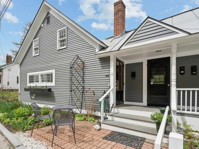 High St Apt,woodstock, Condo For Sale