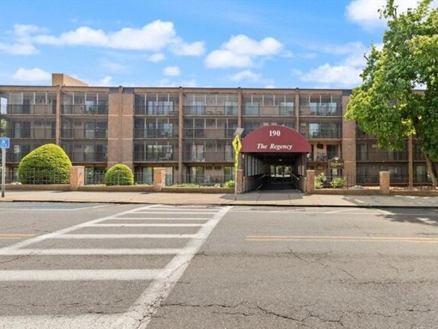 High St Apt,medford, Condo For Sale