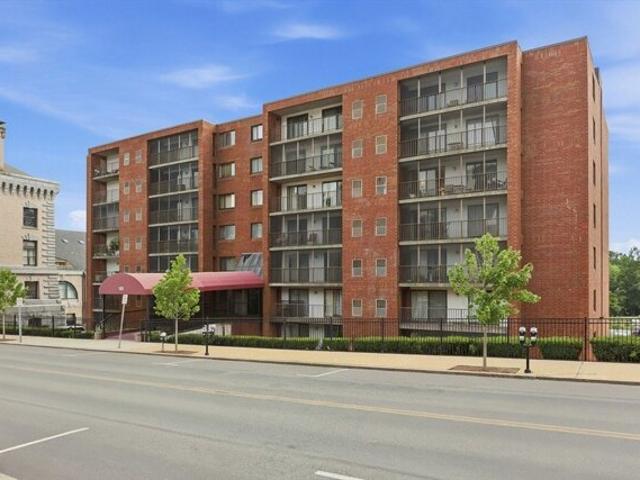 High St Apt,medford, Condo For Sale