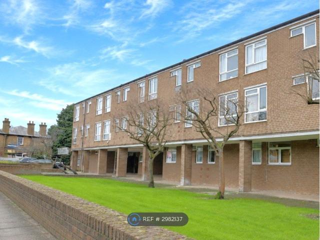 High St, Borehamwood WD6, 1 bed flat to rent, £1,500 pcm | PrimeLocation