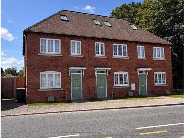High St, Canterbury CT3, 4 bed terraced house to rent, £1,695 pcm | PrimeLocation