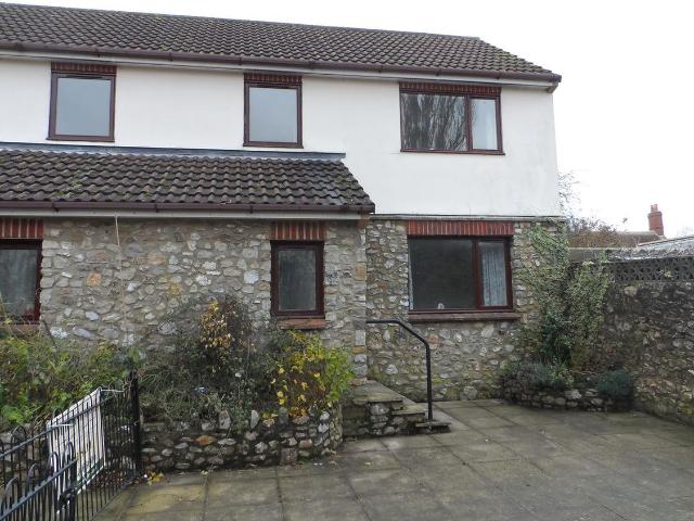 High St, Chard TA20, 2 bed semi detached house to rent, £875 pcm | PrimeLocation