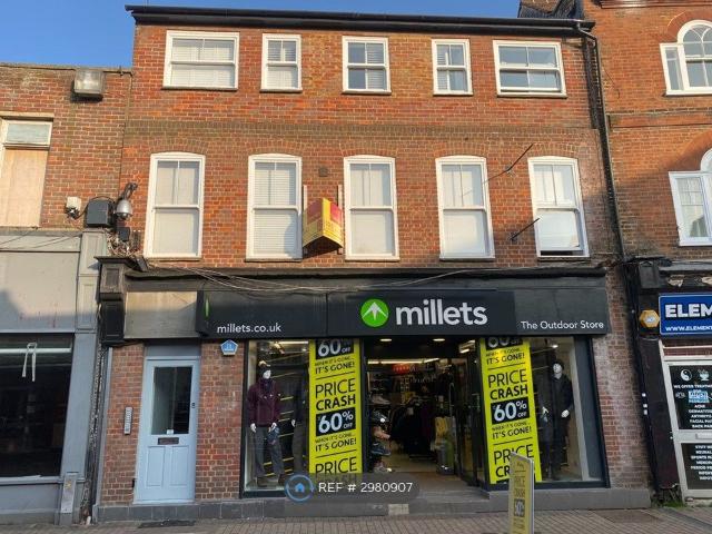 High St, Chesham HP5, 2 bed flat to rent, £1,400 pcm | PrimeLocation