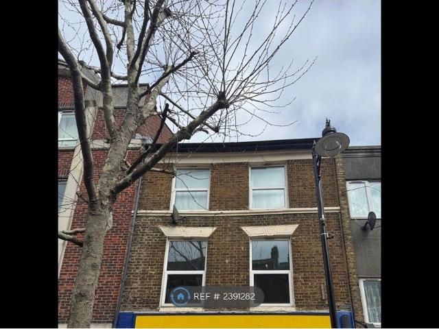 High St, Gillingham ME7, 1 bed flat to rent, £850 pcm | PrimeLocation