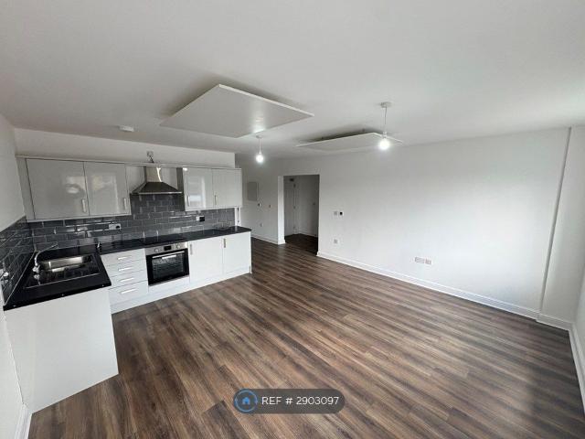 High St, Heckmondwike WF16, 1 bed flat to rent, £650 pcm | PrimeLocation