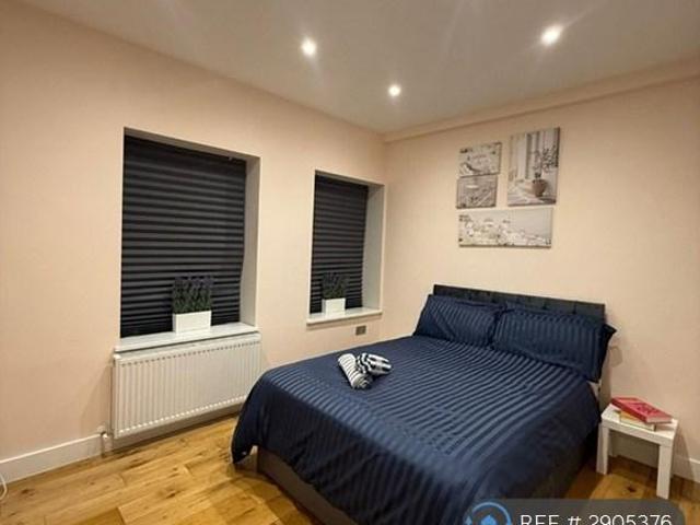 High St, London, E15 1 bed flat to rent £1,700 pcm £392 pw