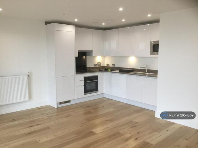 High St, London, E15 1 bed flat to rent £1,989 pcm £459 pw