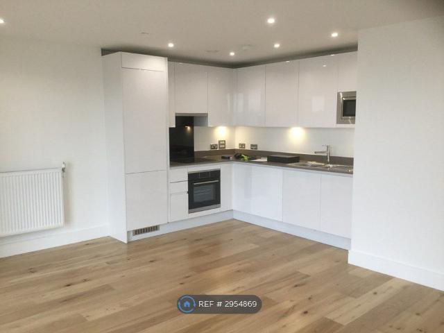 High St, London E15, 1 bed flat to rent, £1,993 pcm | PrimeLocation
