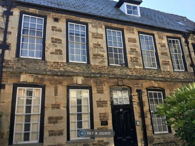 High St, Swindon SN6, 1 bed flat to rent, £750 pcm | PrimeLocation