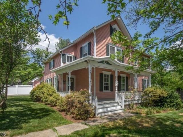 High St, Tewksbury Township, Home For Sale