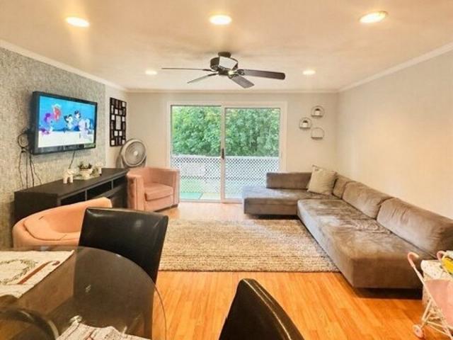High St Unit,clinton, Condo For Sale