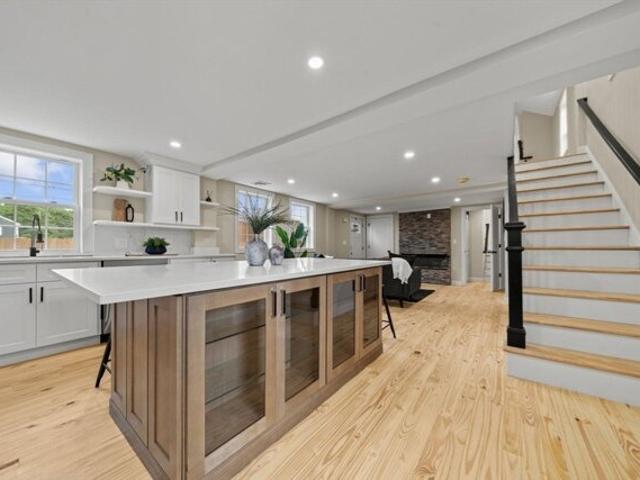 High St Unit B, Danvers, Condo For Sale