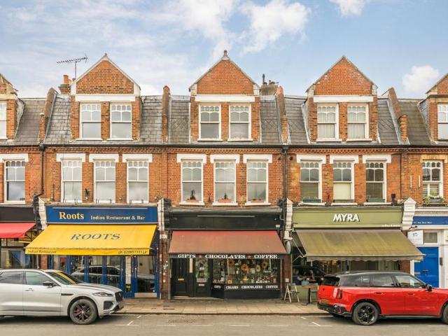 High Street, Teddington TW11 1 bed flat to rent £1,600 pcm £369 pw