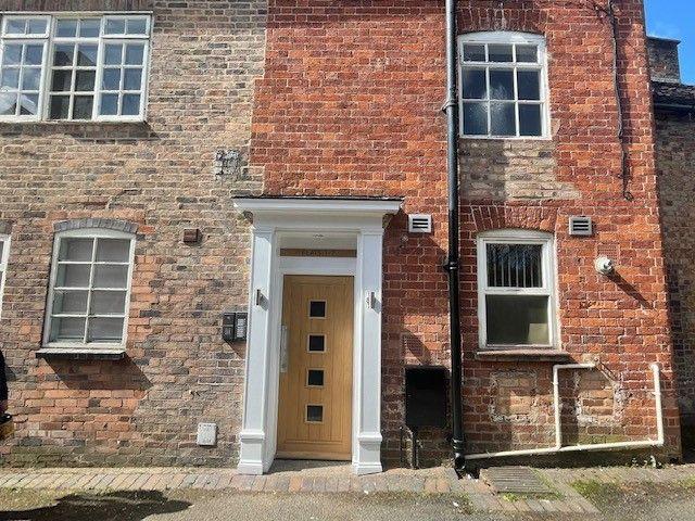 High Street, Telford, Shropshire TF7, Studio to rent, £625 pcm | PrimeLocation