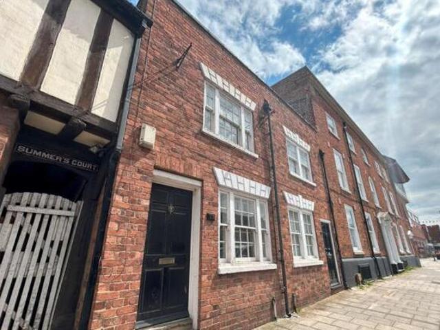 High Street, Tewkesbury, 2 Bedroom Terraced