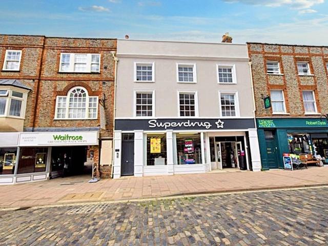 High Street, Thame OX9, 1 bed flat to rent, £1,200 pcm | PrimeLocation