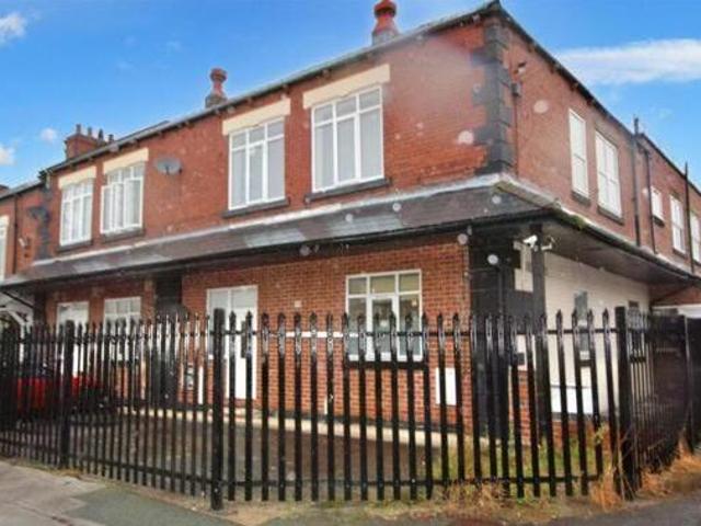 High Street, Thurnscoe, 2 Bedroom Flat