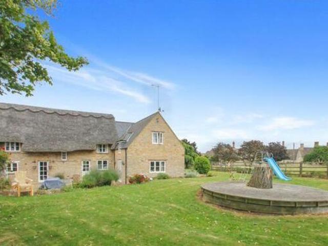 High Street, Titchmarsh, 5 Bedroom Detached