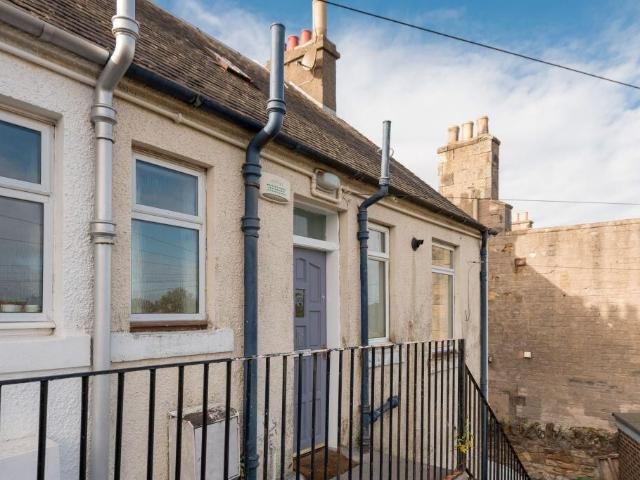 High Street, Tranent, East Lothian EH33, 1 bed flat to rent, £795 pcm | PrimeLocation