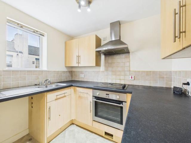 High Street, Tredworth, Gloucester GL1, 1 bed flat to rent, £700 pcm | PrimeLocation