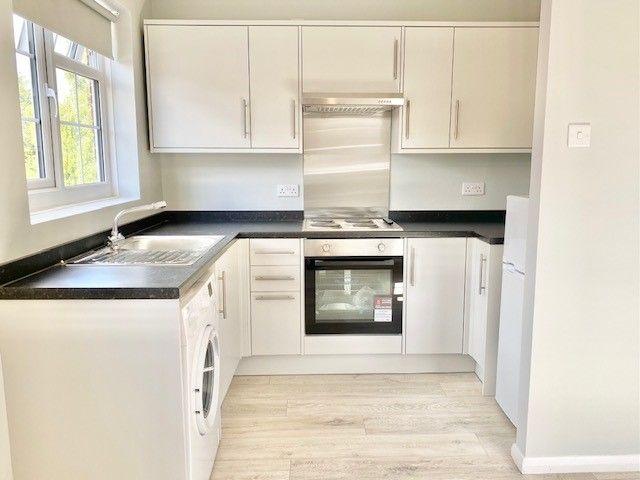 High Street, Tring HP23, 1 bed flat to rent, £925 pcm | PrimeLocation