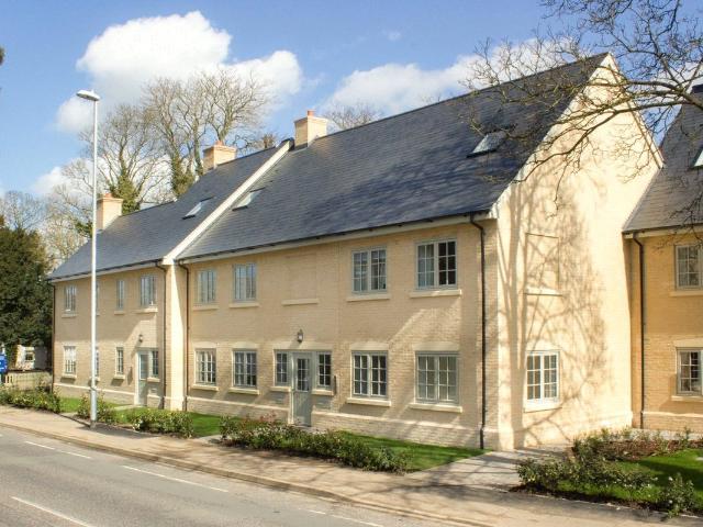 High Street, Trumpington, Cambridge CB2, 2 bed flat to rent, £1,850 pcm | PrimeLocation