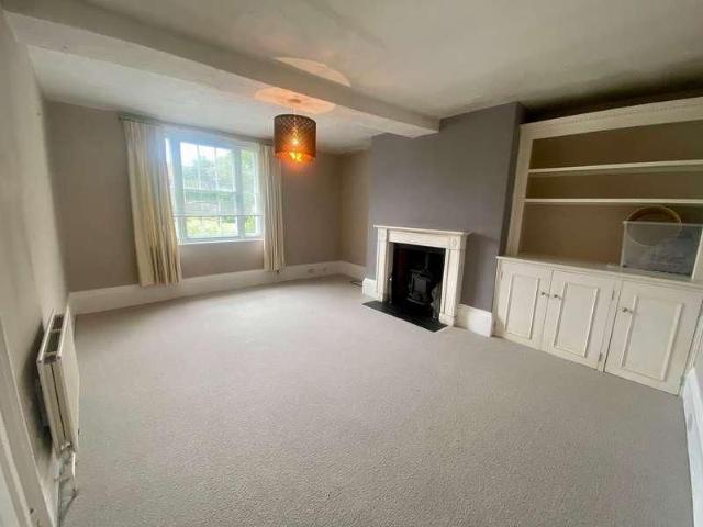 High Street, Twyford, RG10
